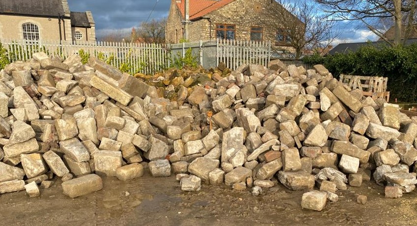 Super Reclaimed Yorkstone Walling | Prices Paving